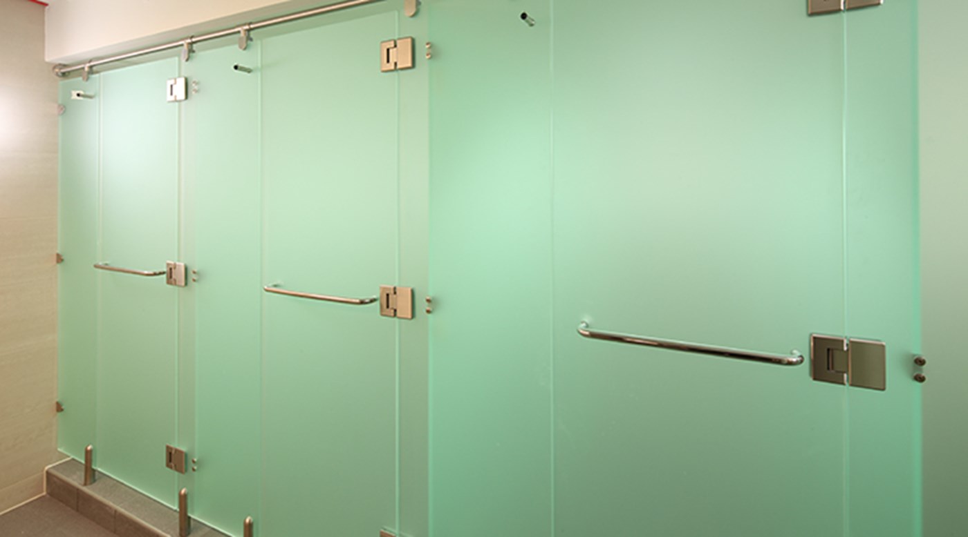 Perspex - Projects | Washroom Washroom | Perspex